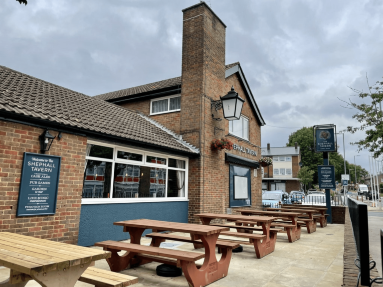 Local Pub Reopens After Transformational Refurbishment - Admiral Taverns