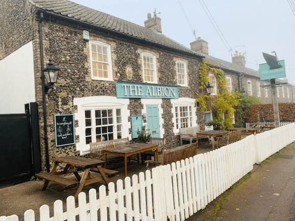 Albion, Thetford - Admiral Taverns