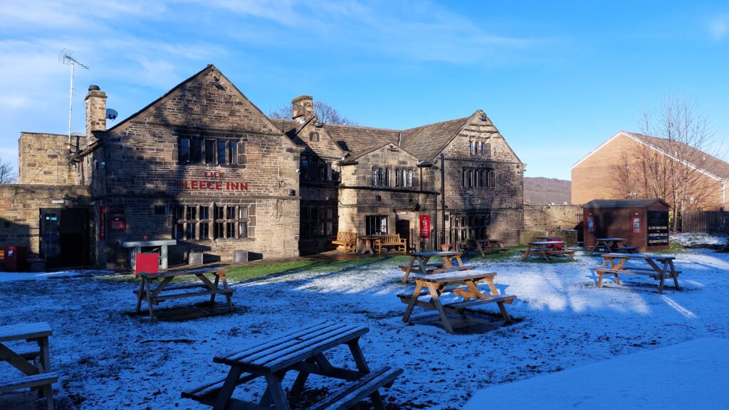 Pubs to let in Halifax now available