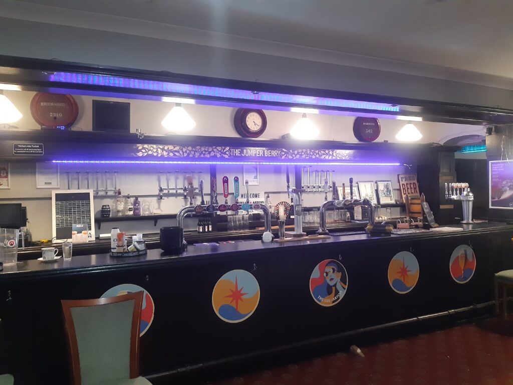 Juniper Berry, Southampton - Admiral Taverns