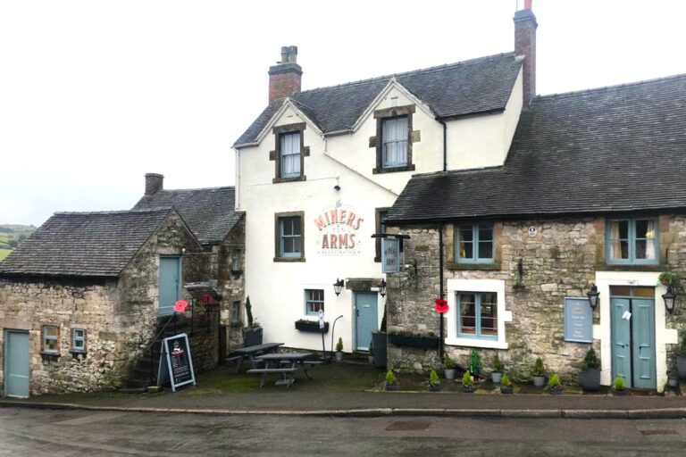 Admiral Taverns - The UK's leading community pub group