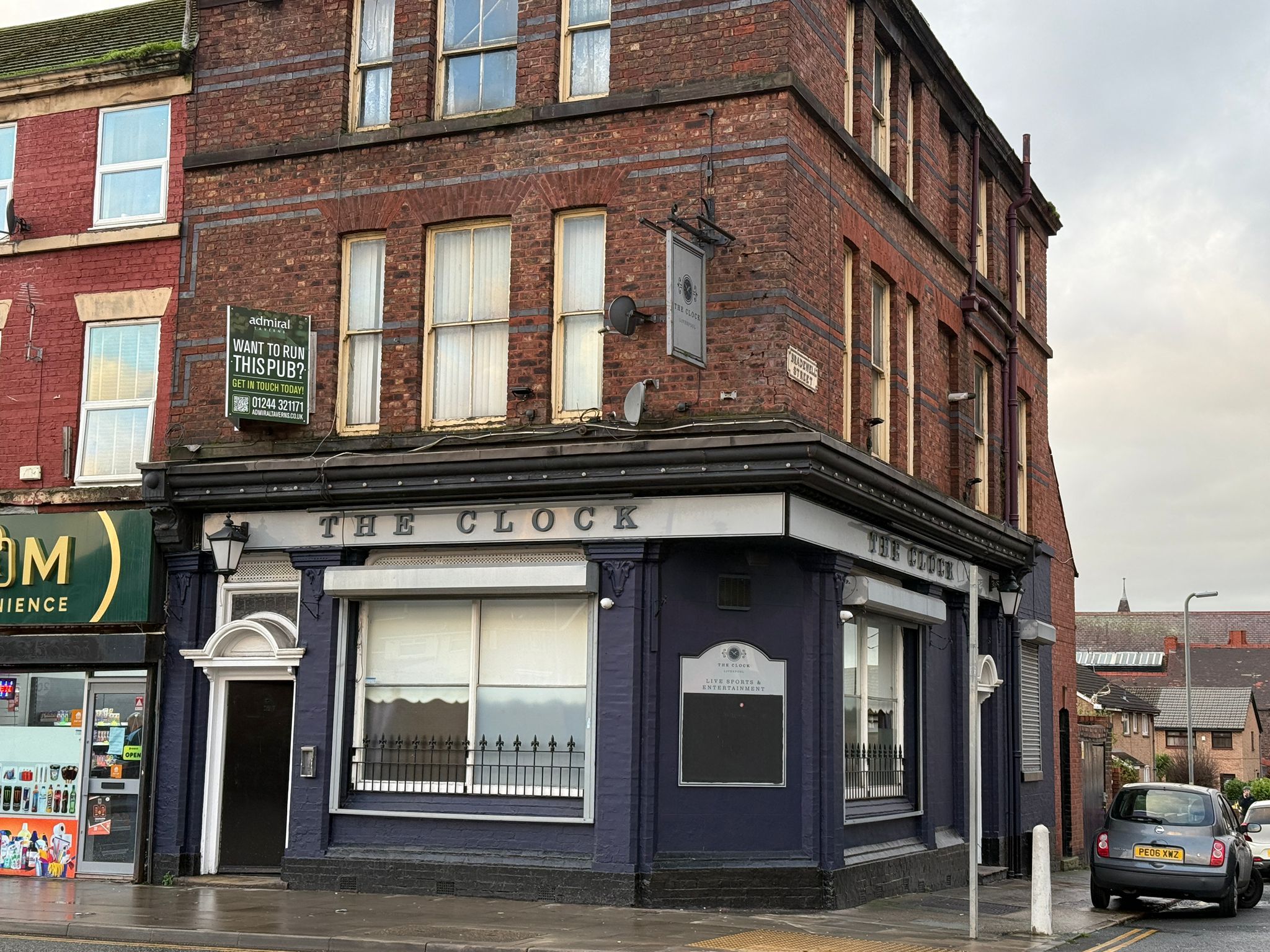 Clock, Liverpool - Admiral Taverns